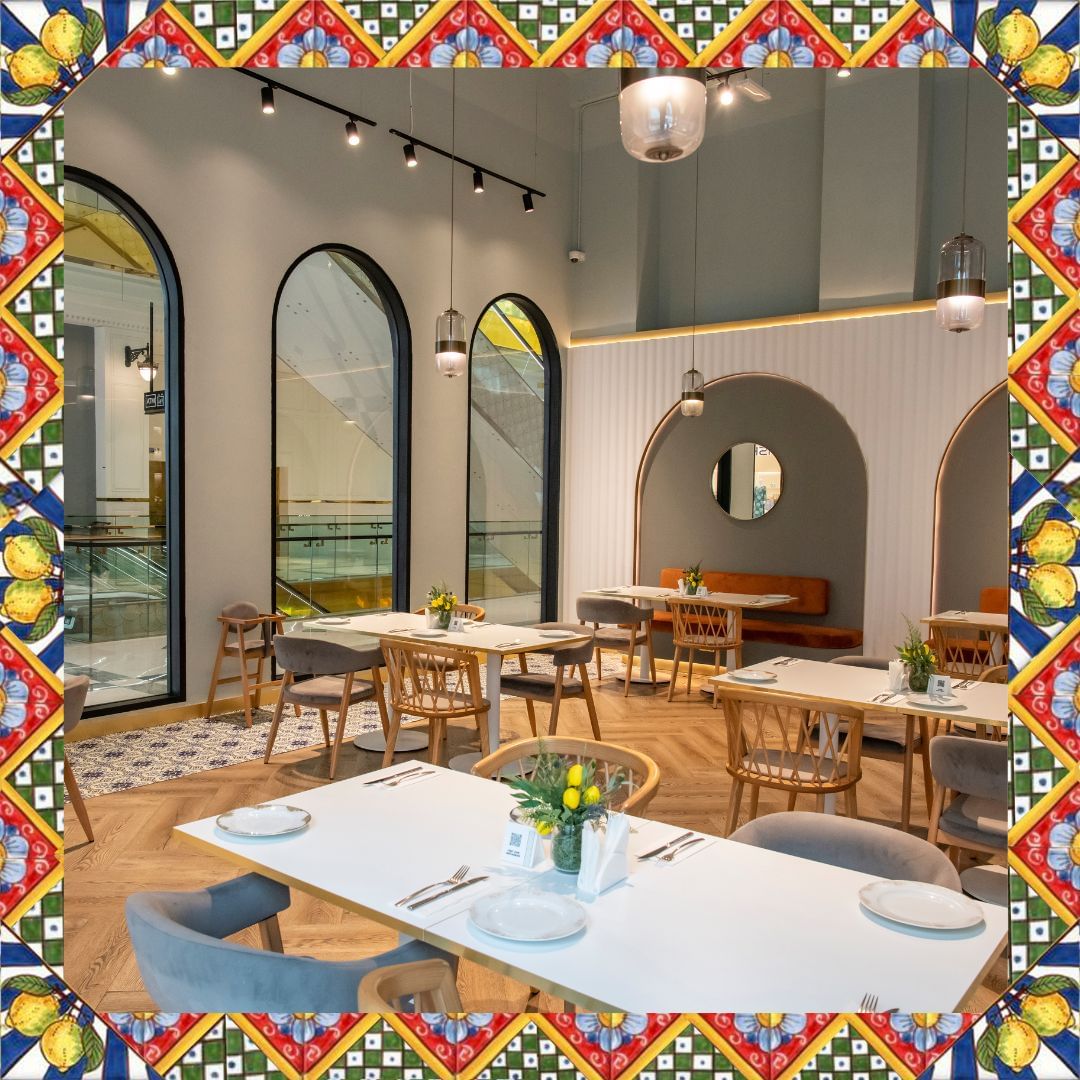 Explore one of Qatar\’s largest and most luxurious malls: Place Vendôme ...