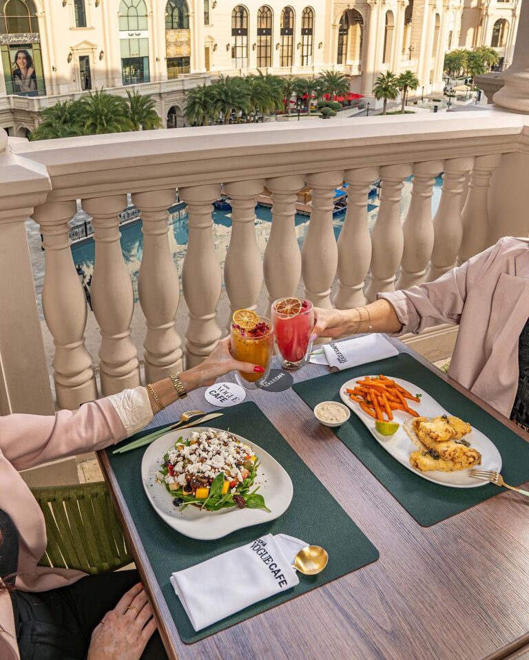 Beautiful Cafes in Place Vendôme Mall in Qatar - 7 Doha